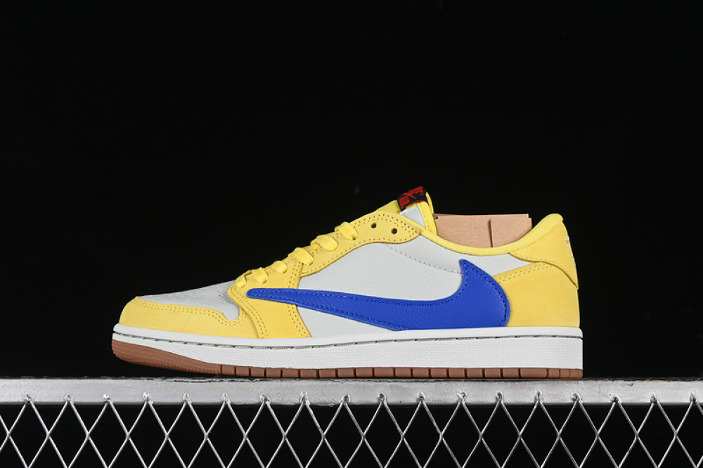 TRAVIS SCOTT X AIR JORDAN 1 LOW OG CANARY/RACER BLUE - 3 REIS