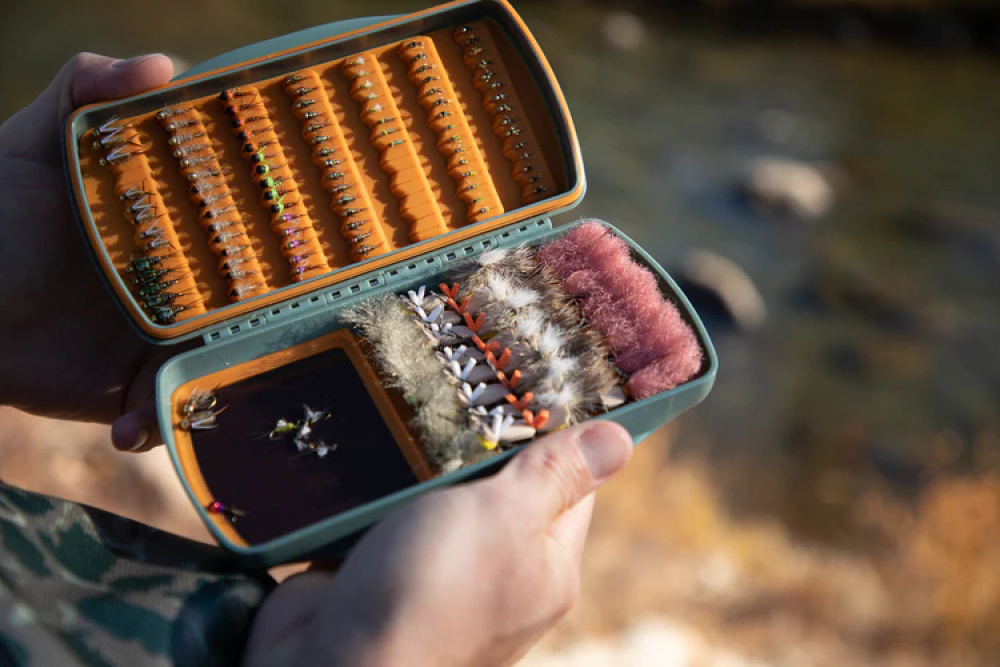 Fishpond Tacky Pescador - MagPad - Medium Fly Box - Caixa de Isca ...