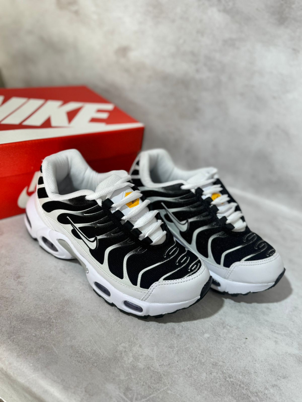 Nike TN Plus + FRETE GRÁTIS - Alpha Connect