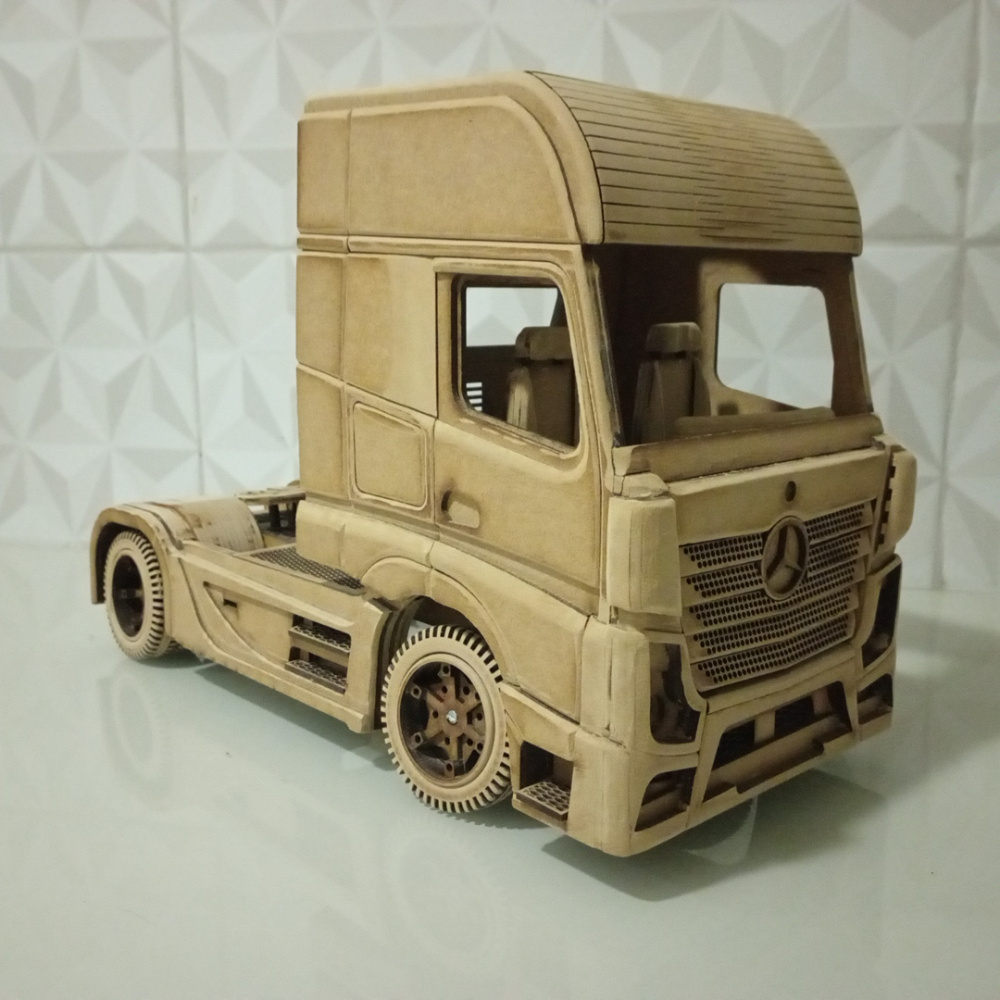 Lançamento - Mercedes Bens Actros Super Sport - Plano de Corte laser ...