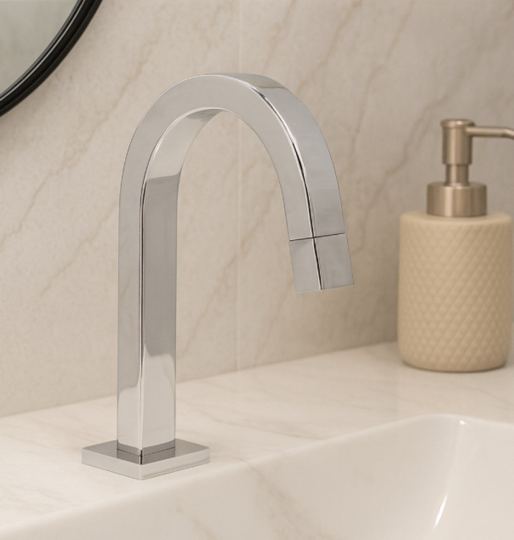 Torneira para Banheiro Cromado Quadrada Tube Bica Baixa - Água Fria - CasaHidra