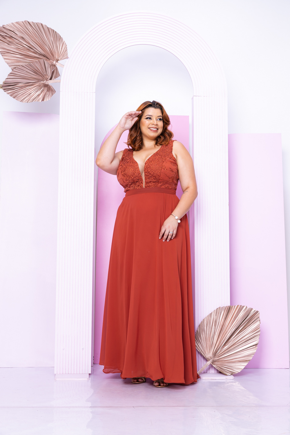 Vestido Bruna Longo Busto Bordado Plus Size - Chianelli