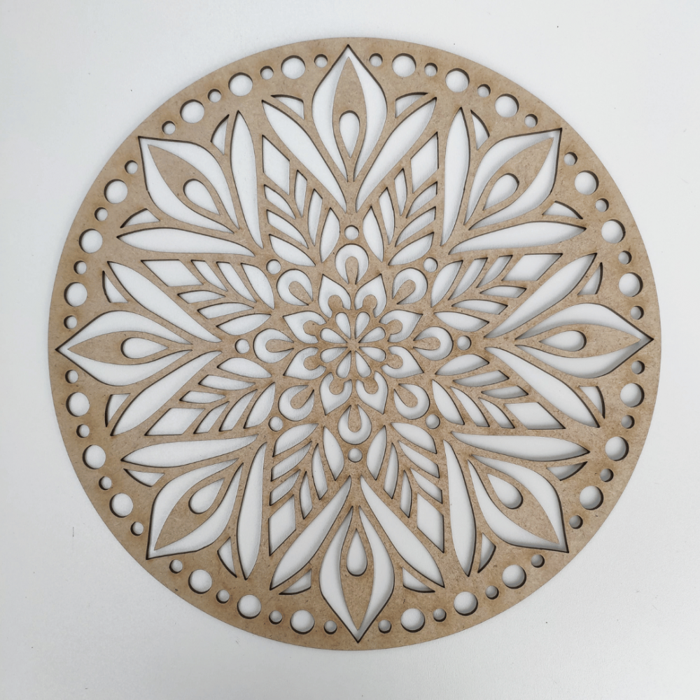 Mandala MDF modelo 38 - Crialaser