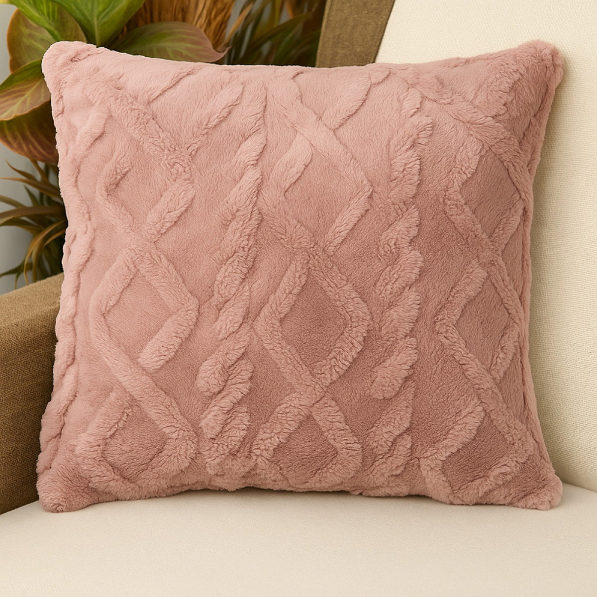 Capa de Almofada de Pelúcia Soft Alto Relevo Geométrica - Crochê Vitória