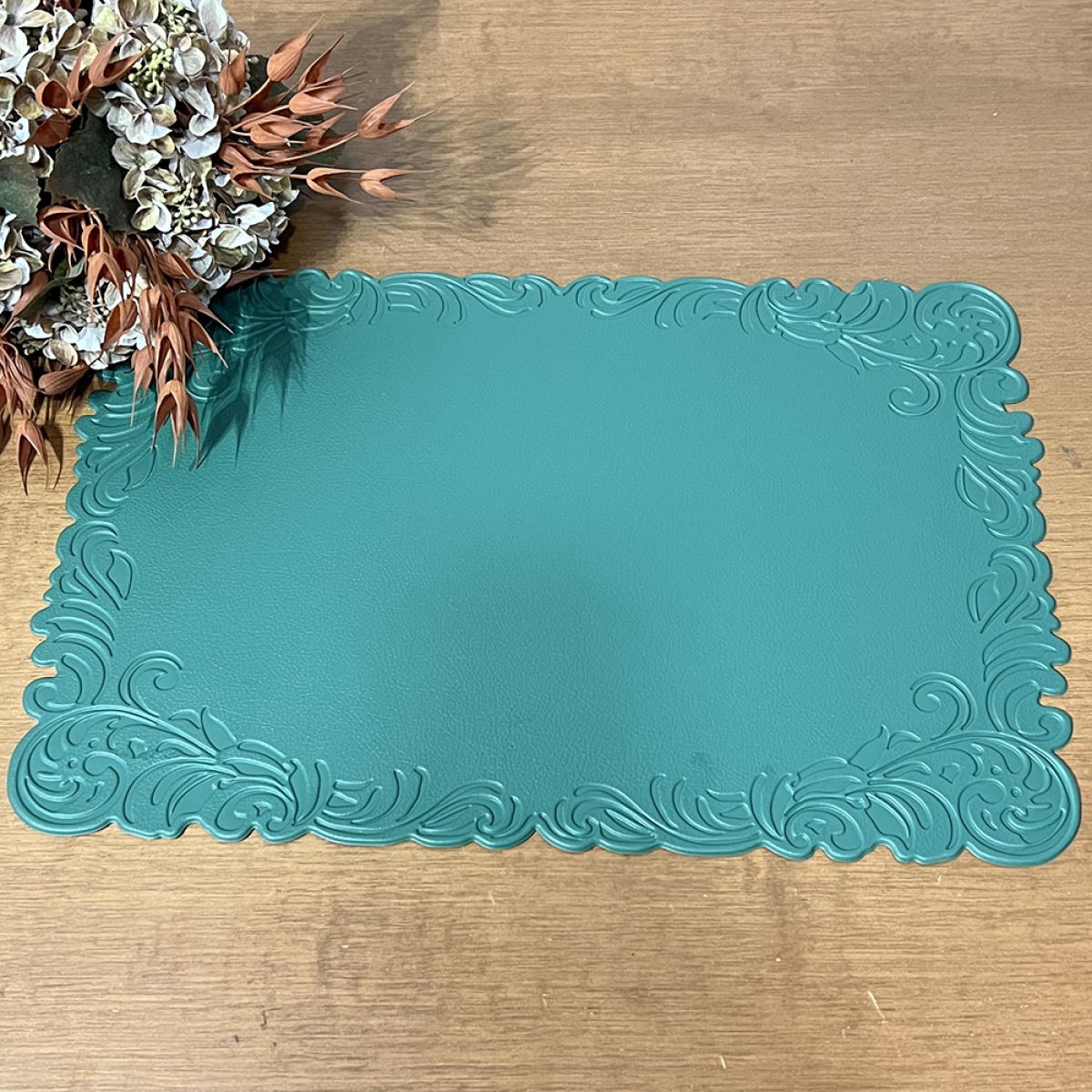 Sousplat Couro Orgânico Impermeável Verde Musgo - Crochê Vitória