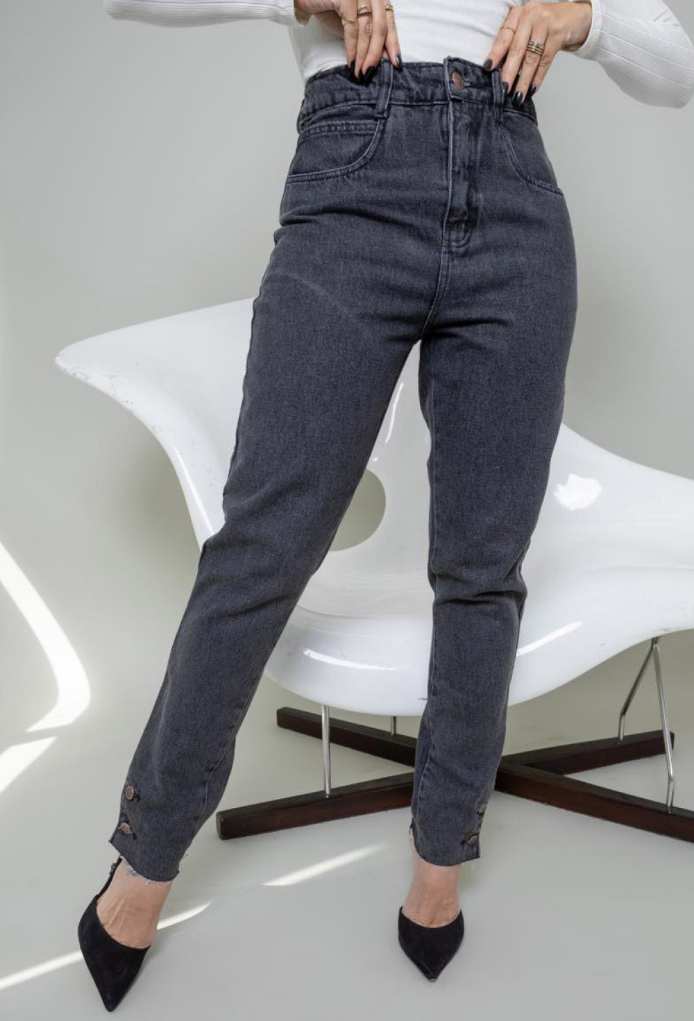 Calça Mom Botões Barra - DALUKY