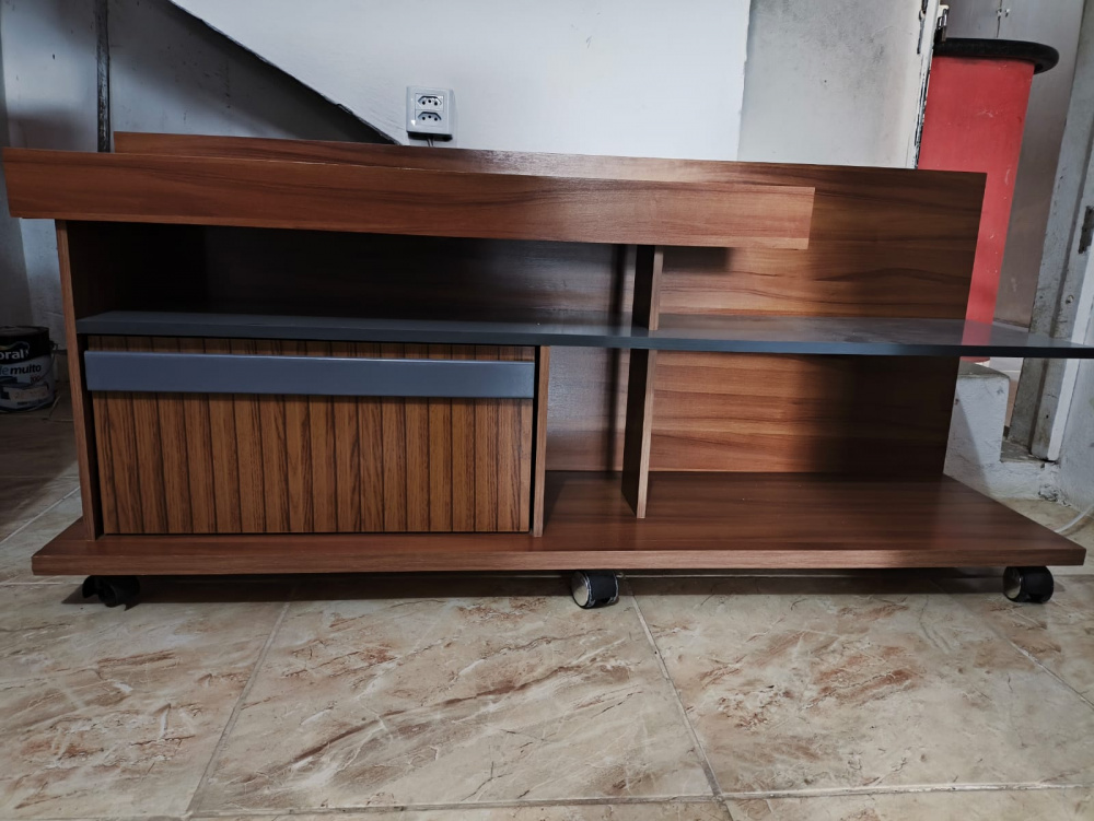 Rack Milagres Avelan Freijo/Titanium TV até 40 Porta Basculante - Decora Moveis