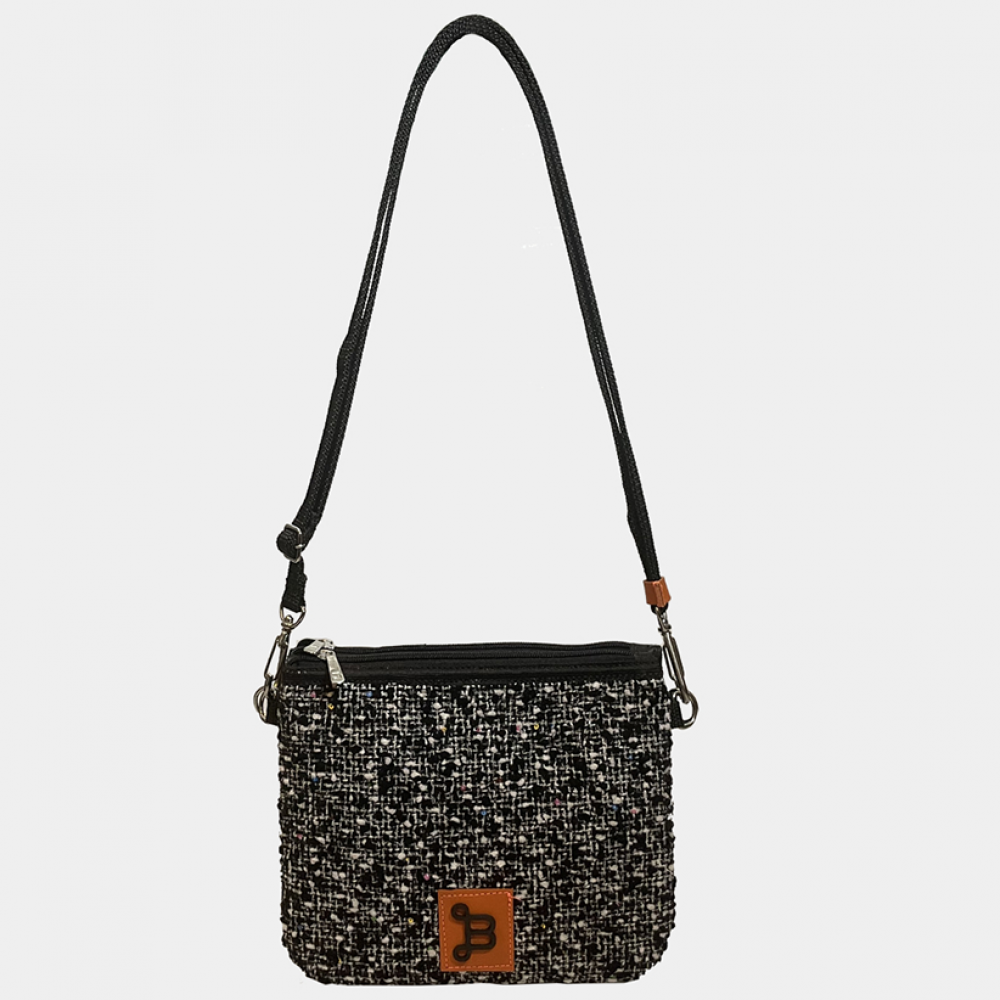 Bolsa Dupla Crossbody de Bouclet Versatilidade e Estilo - Felipe Borges ...