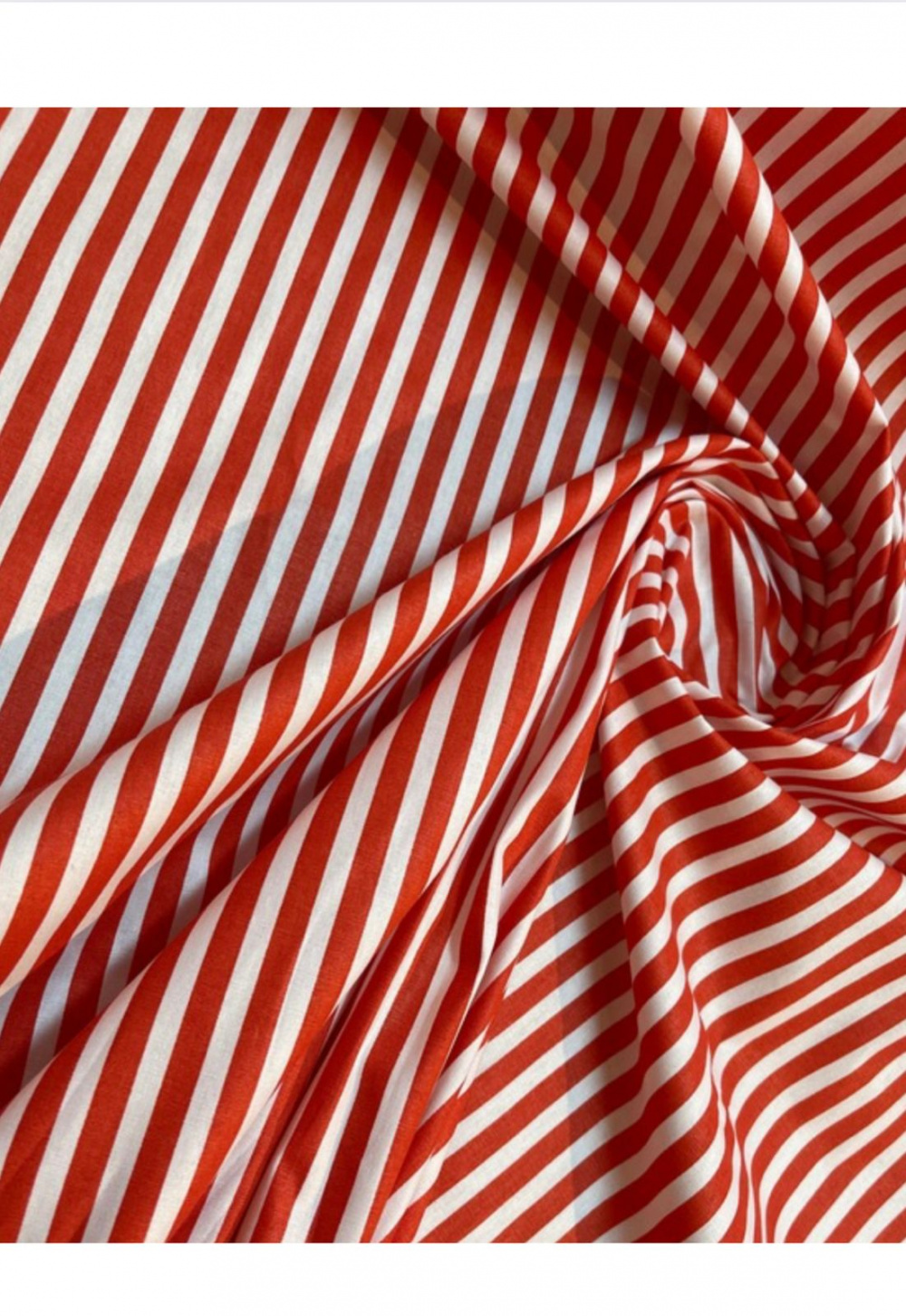 TRICOLINE LISTRADO VERMELHO 1,50M LARGURA COM 5 METROS - G7 Tecidos