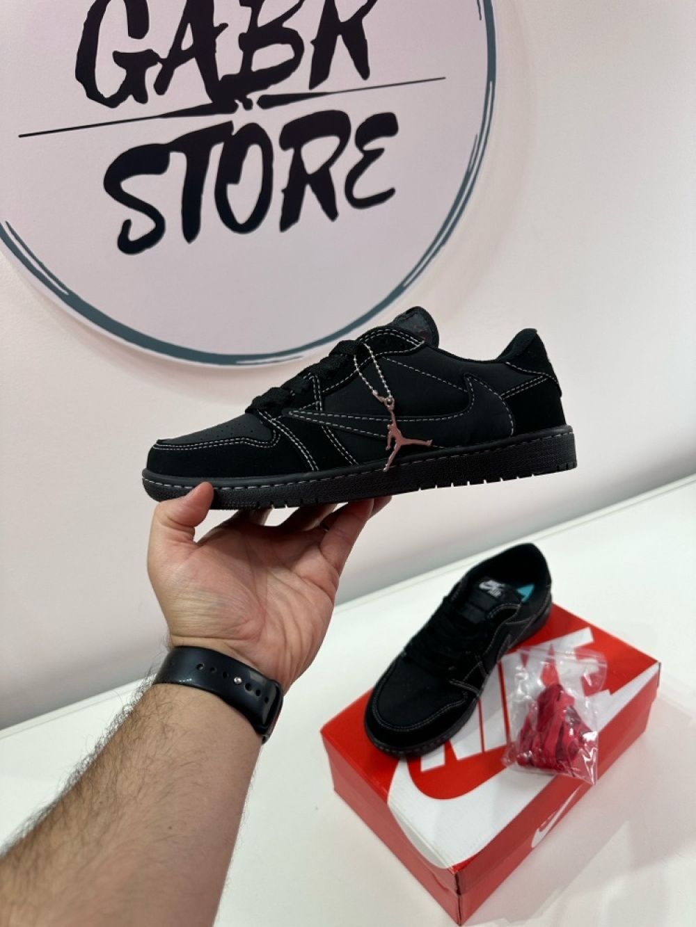LOW TRAVIS SCOTT BLACK PHANTOM - GABRSTORE