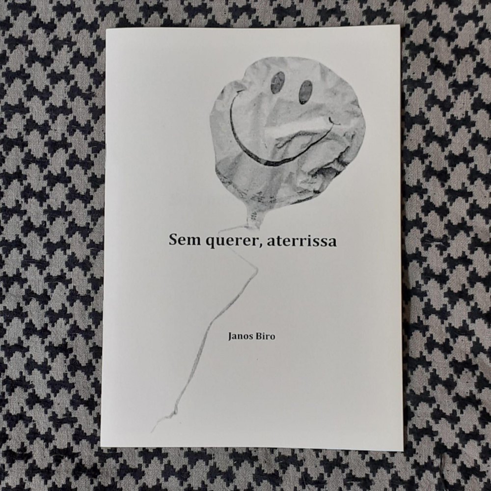 Sem Querer Aterrissa Impressora Anarquista