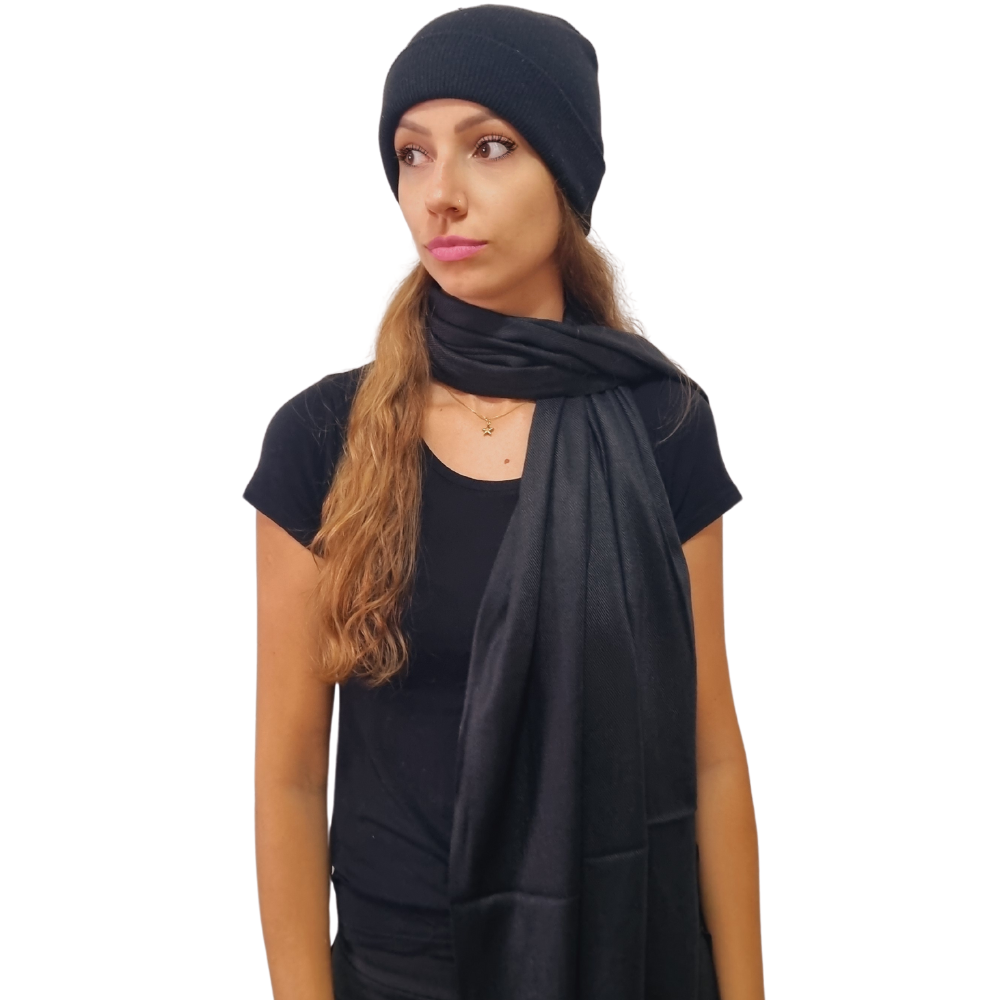 Kit Inverno: Cachecol Echarpe Elegante e Touca Básica Preta - Lefipe