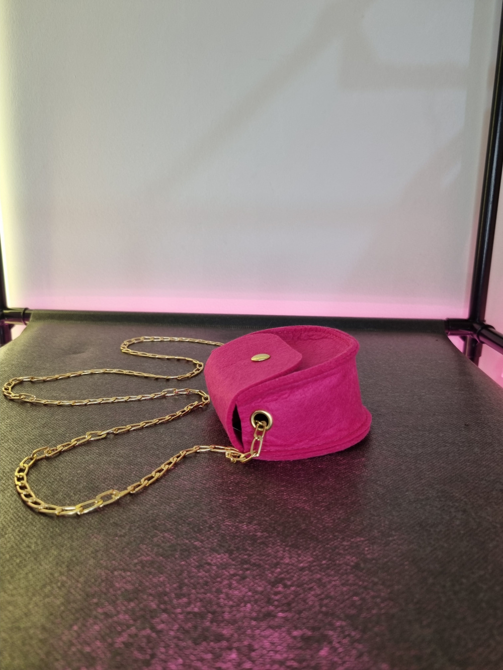 Mini Bolsa Rosa Minimalista: Estilo Compacto, Elegância Poderosa - Loja ...