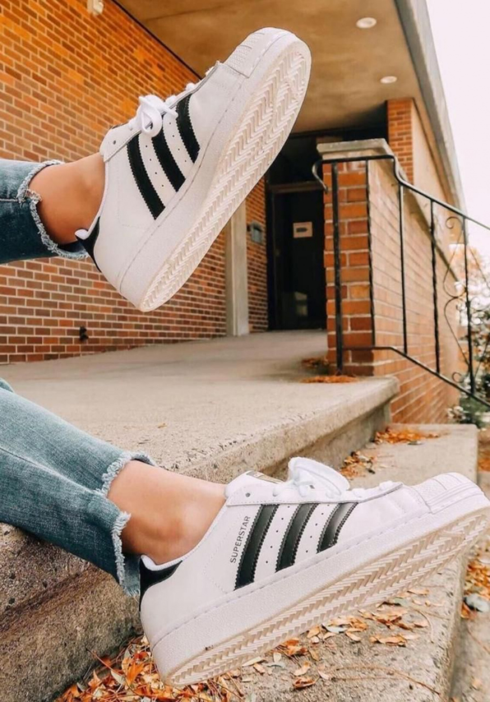 ADIDAS SUPERSTAR - MdoisC Shoes