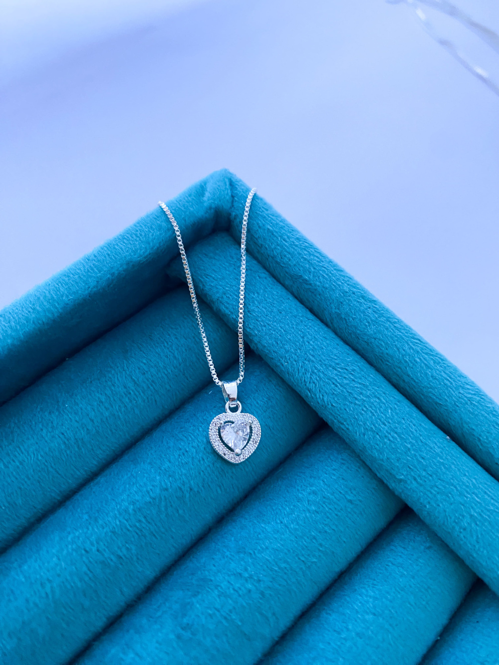 Colar Coração Mini Cravejado - Navillisemijoias