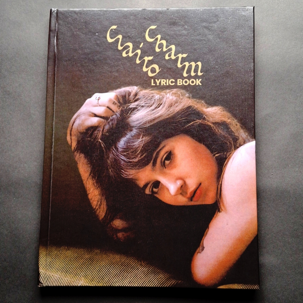 Charm - Clairo Lyric Book - oficiopop
