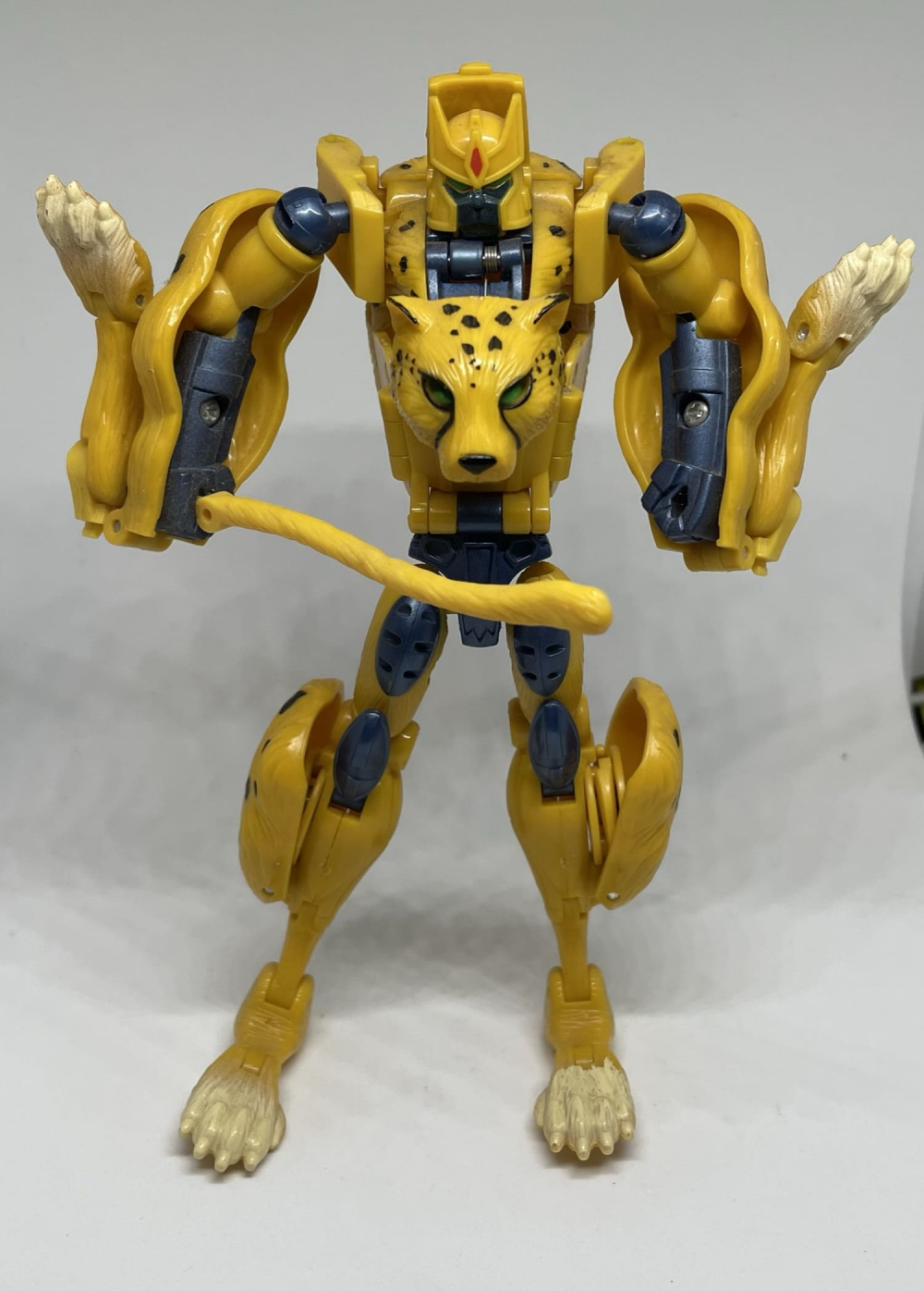Transformers Universe - Cheetor - Compre Agora - Paranoia Jogos ...
