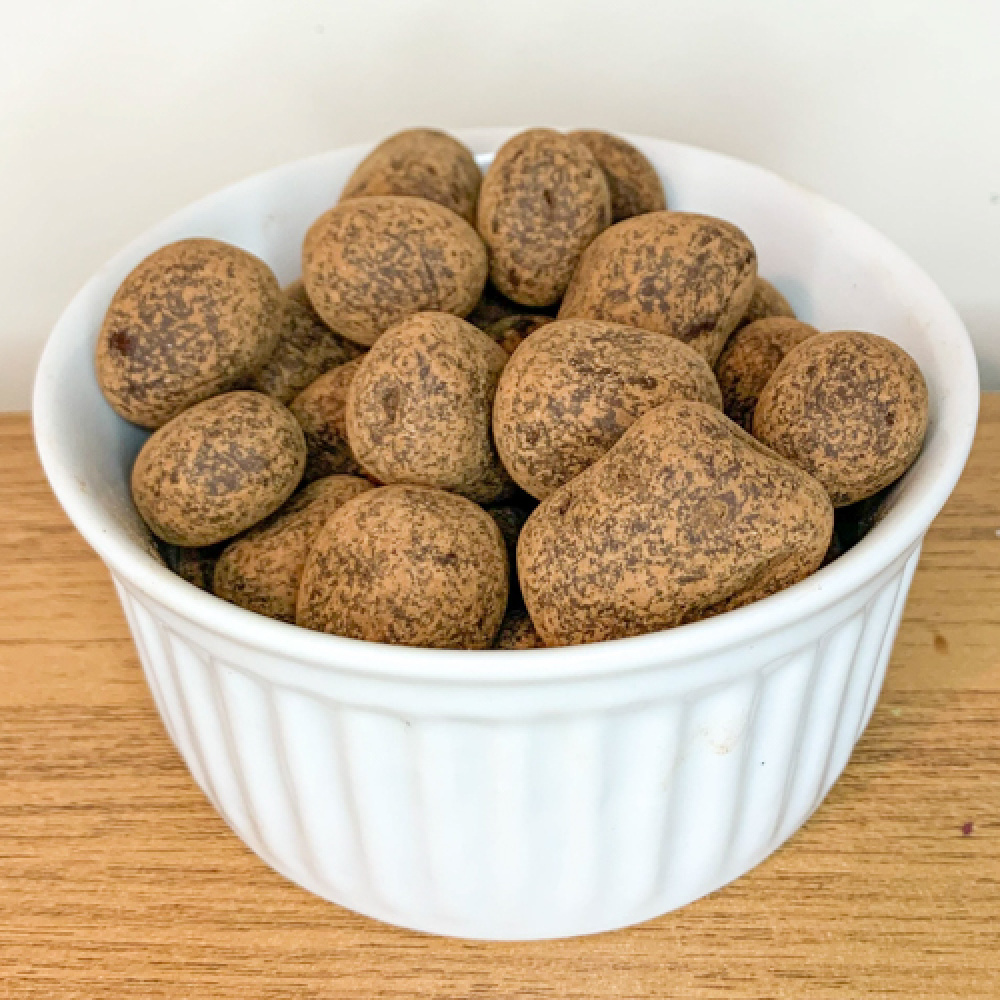 Banana Passa Drageada com Chocolate 70% (100g) - Santo Grão Produtos ...