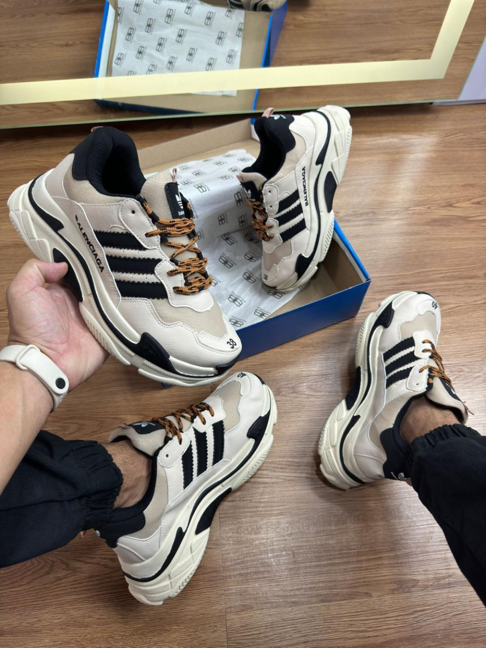 Adidas Balenciaga triple-s prime Bege - SNEAKE SHOP Adidas Balenciaga triple-s prime Bege - SNEAKE SHOP