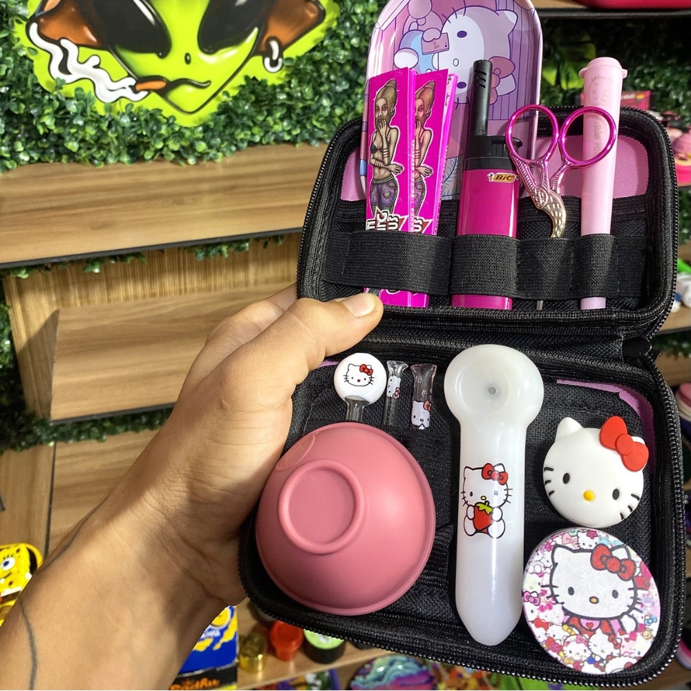 Kit Hello Kitty Premium com Case Clássica da Sadhu - onTrip