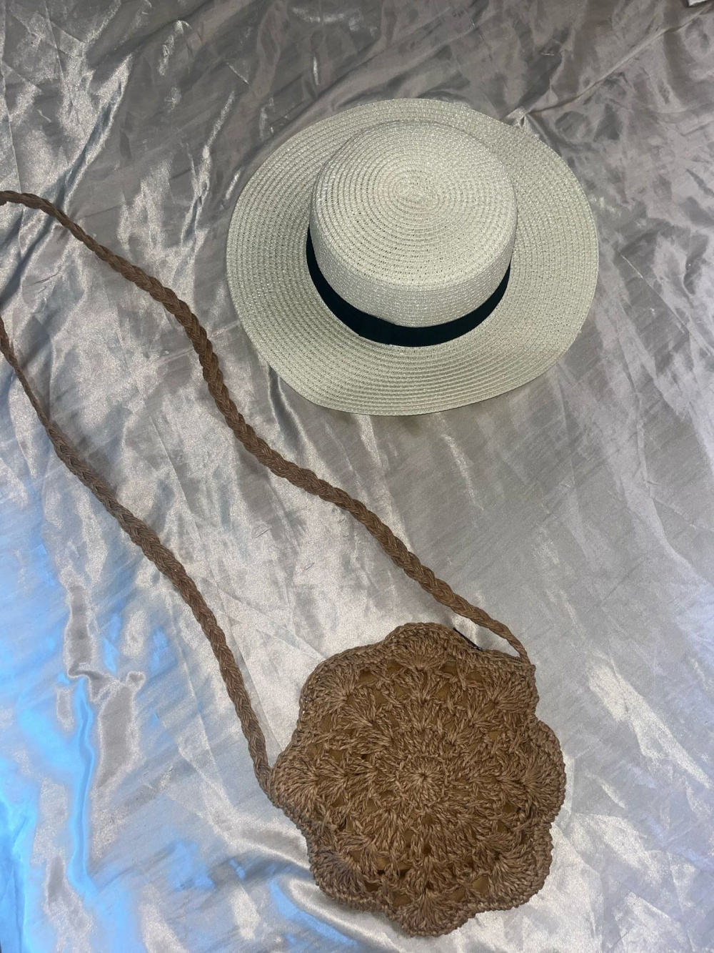 BOLSA DE PALHA- FLOR CARAMELO - VISILE